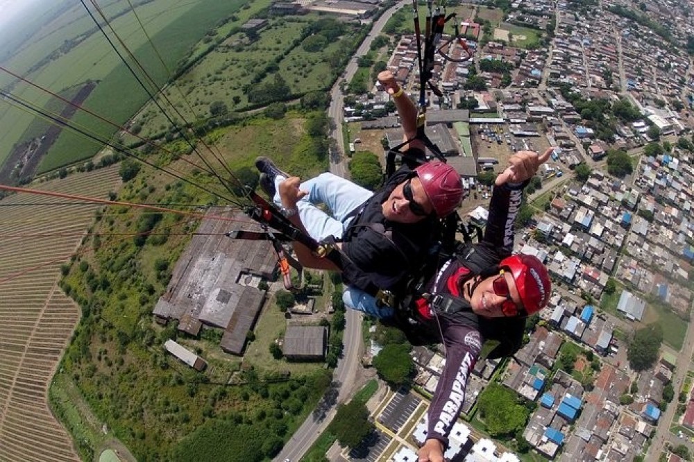 Cali Paragliding - Feel And Live The True Flying Sensation! - Cali ...