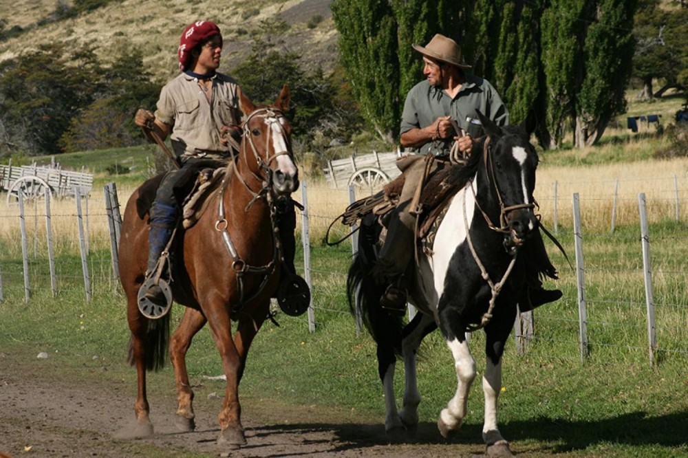 Nibepo Aike Ranch with Horse Riding from El Calafate - El Calafate ...