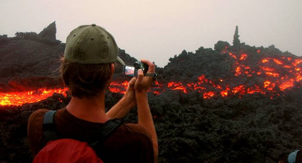 Pacaya Volcano | Sights & Attractions - Project Expedition