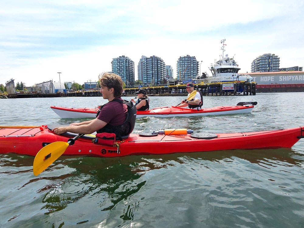 Victoria Harbour Kayak Tour - Victoria | Project Expedition