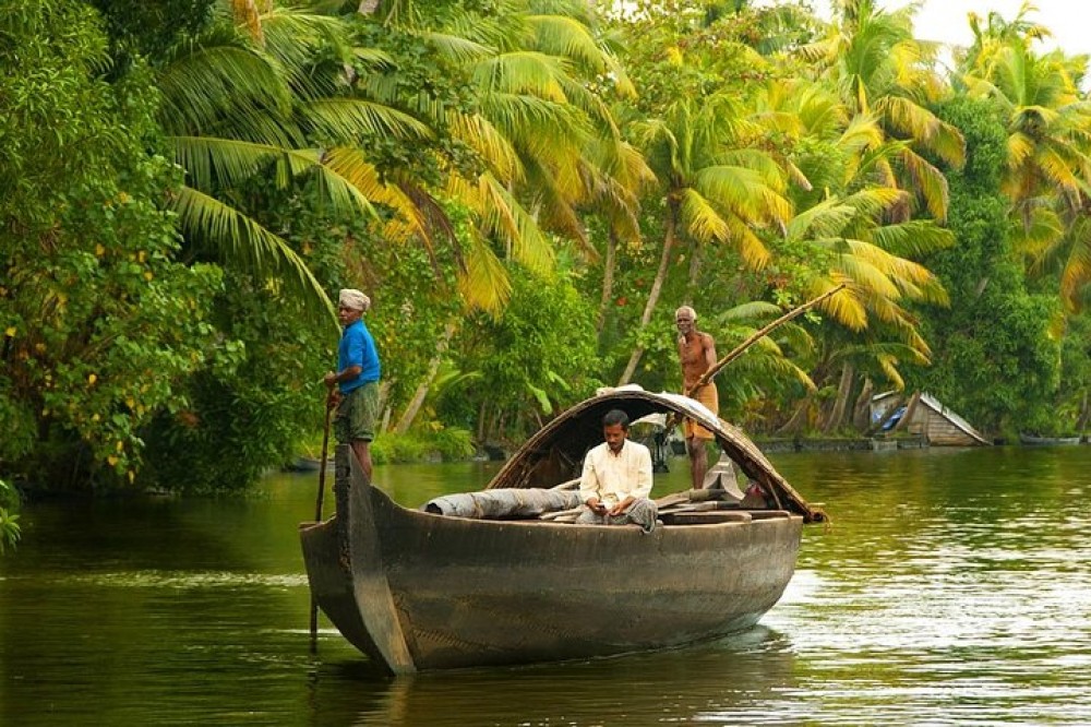Private Kerala Backwater Houseboat Day Cruise - Kochi (Cochin ...