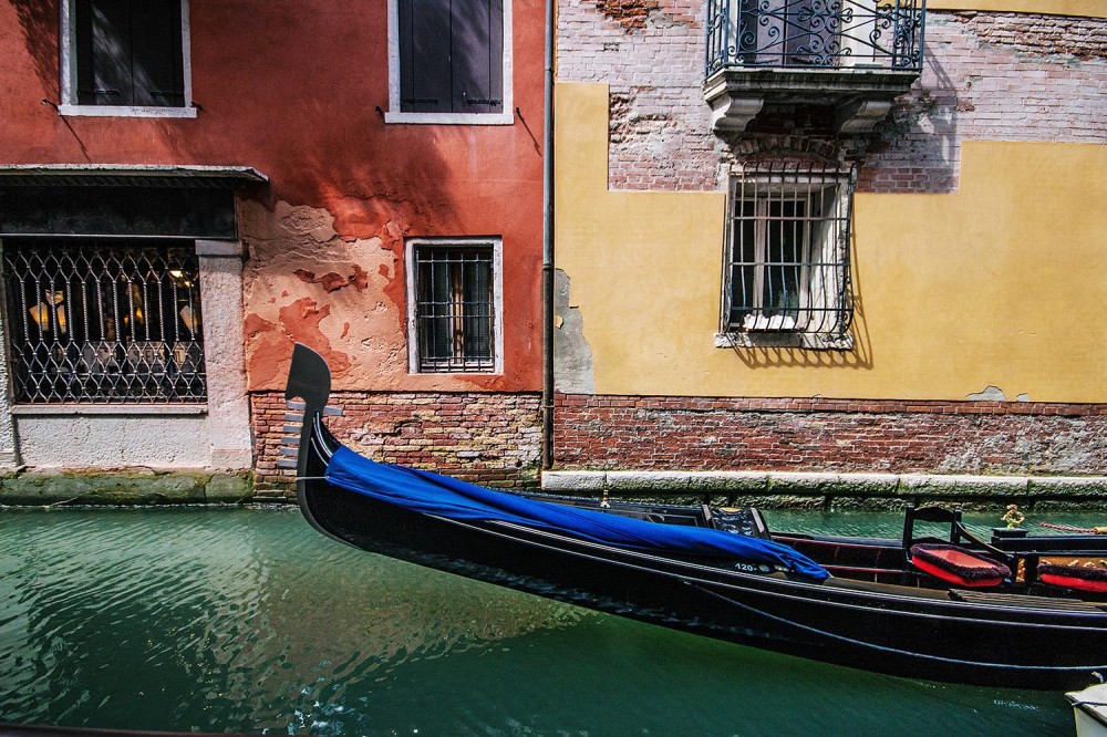 Venice Gondola Experience - Venice | Project Expedition