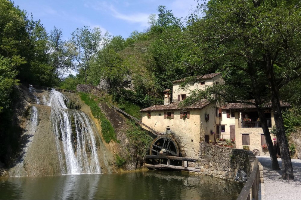 Prosecco Wine Road: Full day Tour And Wine Tasting From Venice - Venice ...