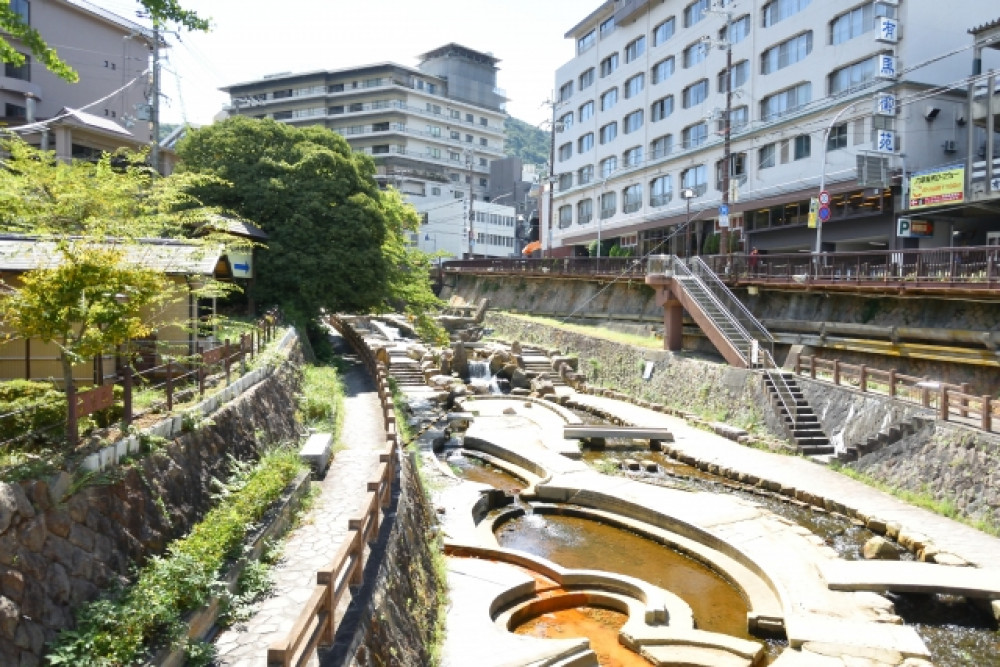 Private Excursion: Kobe Sights With Hot Springs Visit From Osaka ...