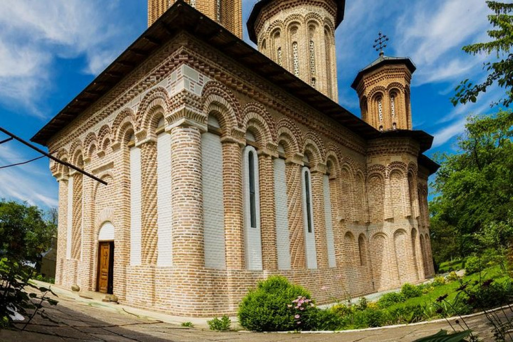 Half-Day Private Sightseeing Tour of Bucharest & Its Surroundings ...