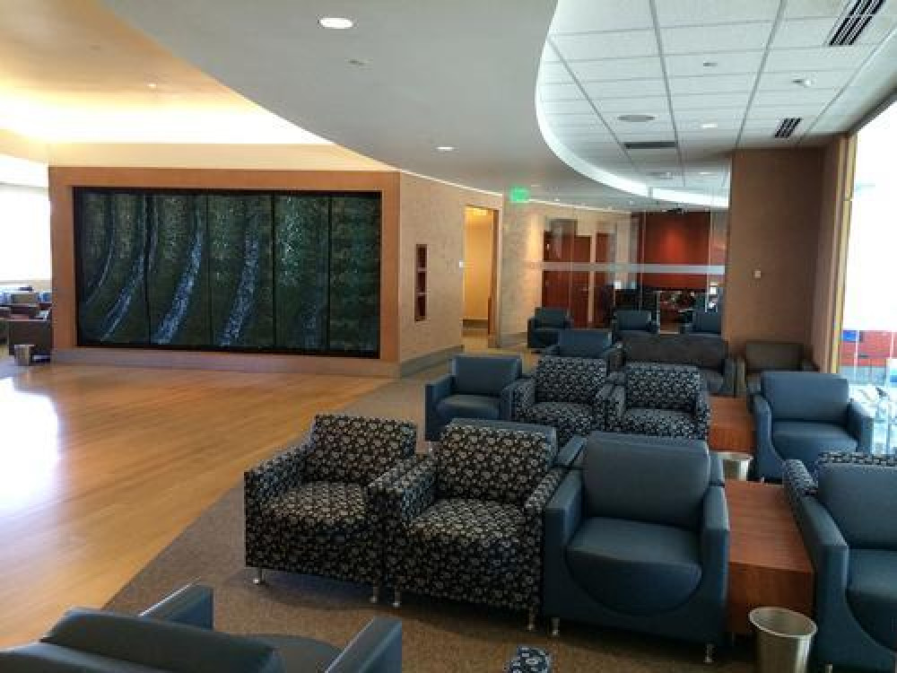 Seattle Seatac (SEA) Airport Lounge Access - Seattle | Project Expedition