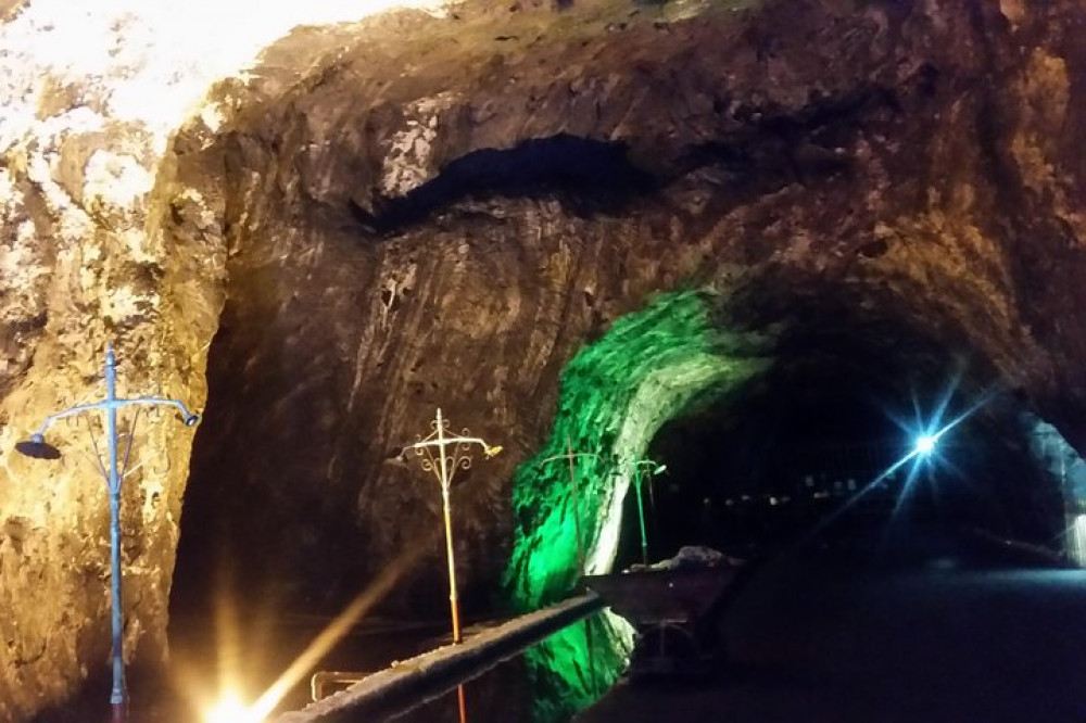 Immerse Yourself In Half A Day At The Nemocon Salt Mine - Bogota | Project Expedition