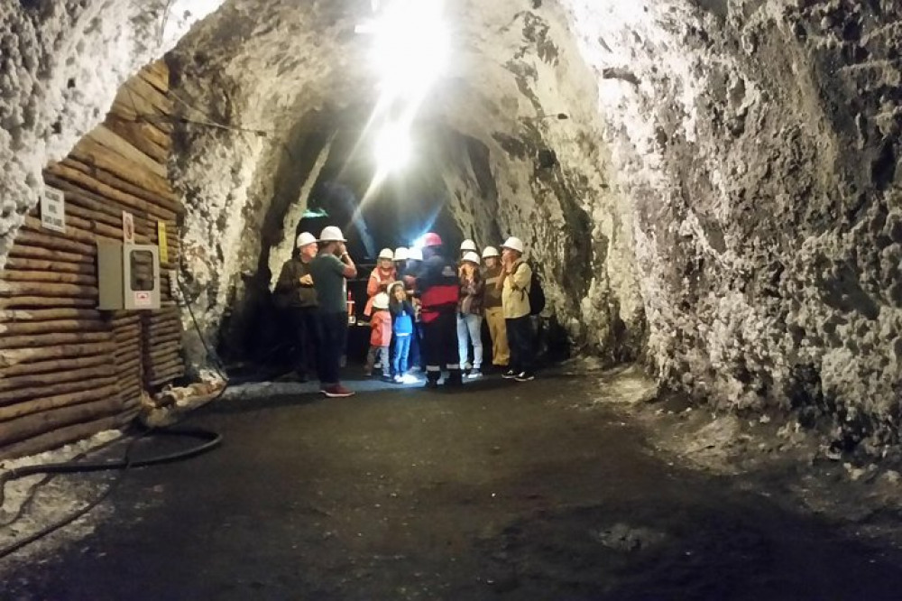 Immerse Yourself In Half A Day At The Nemocon Salt Mine - Bogota | Project Expedition