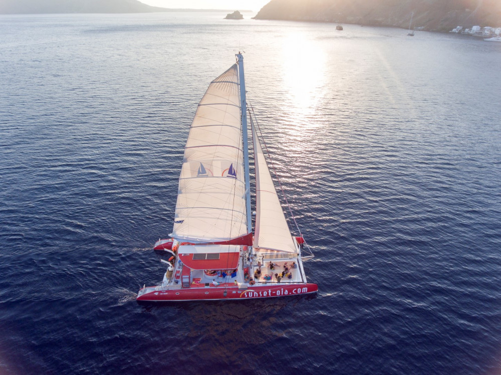 Red Boat Tour - Morning Cruise - Oia | Project Expedition