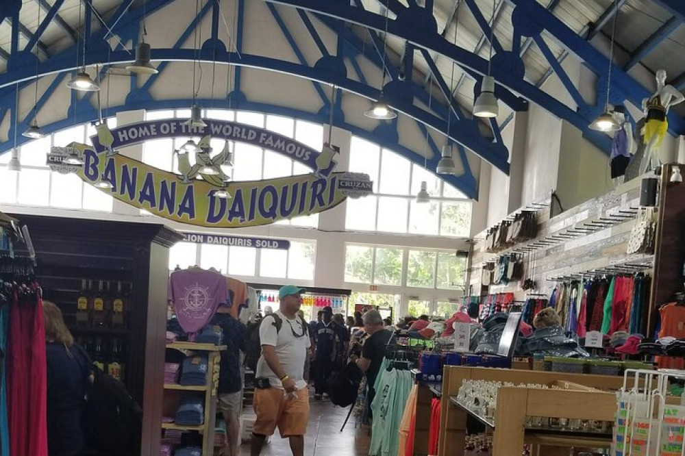 St. Thomas Shopping, Sightseeing and Beach Tour/ Shopping and ...