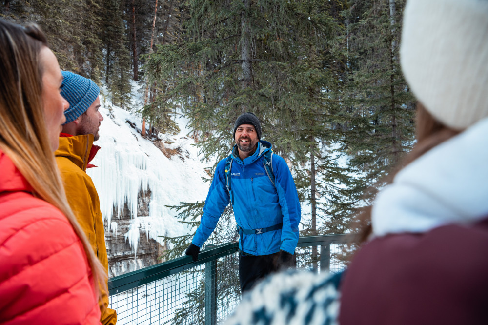 Johnston Canyon Icewalk - Banff | Project Expedition