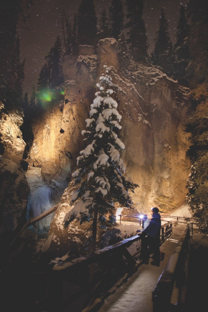 Johnston Canyon Evening Icewalk - Banff | Project Expedition