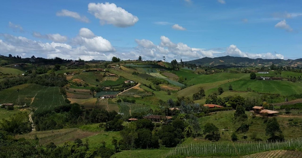 Private Guatapé Town Tour & Top of The Rock of El Peñol - Medellin ...