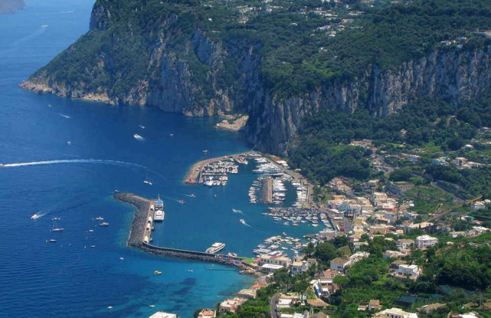 Capri Island With Blue Grotto From Rome - Rome | Project Expedition