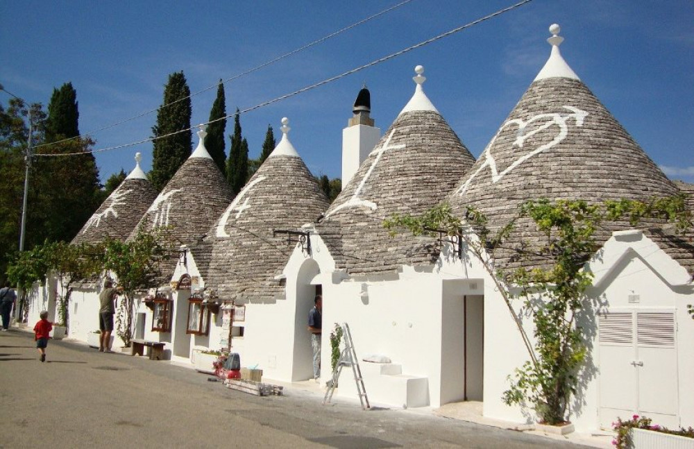 Trulli of Alberobello Tour From Matera - Matera | Project Expedition