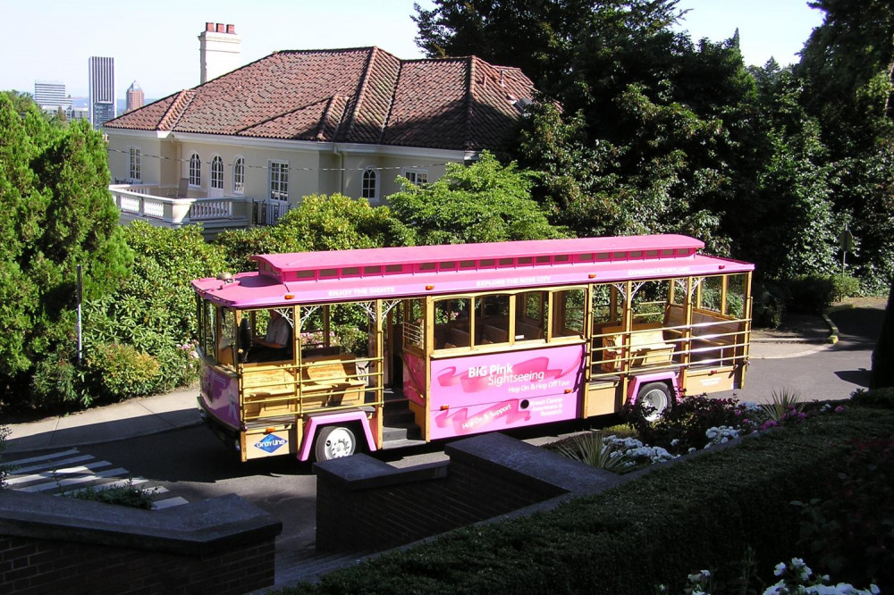 Pink Trolley City Tour Portland Project Expedition