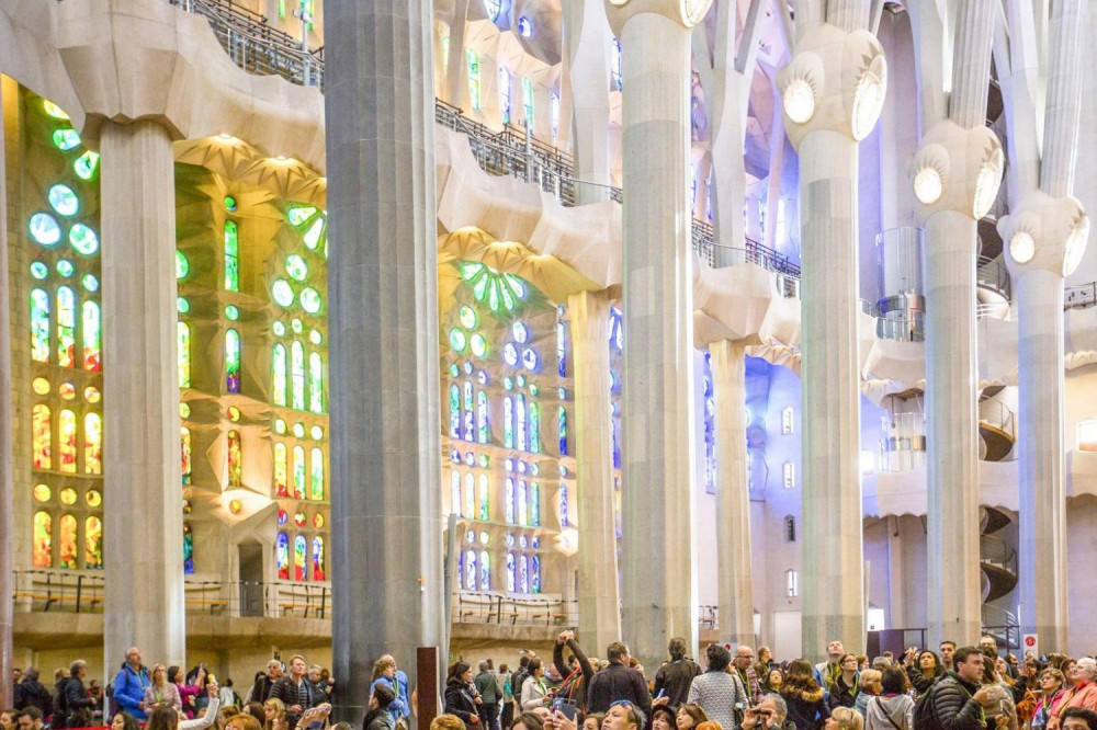 Fast Track Sagrada Familia Guided Tour with Towers - Barcelona ...