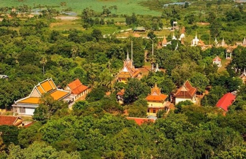 Oudong Mountain & Phnom Baset Private Full-Day Tour from Phnom Penh ...