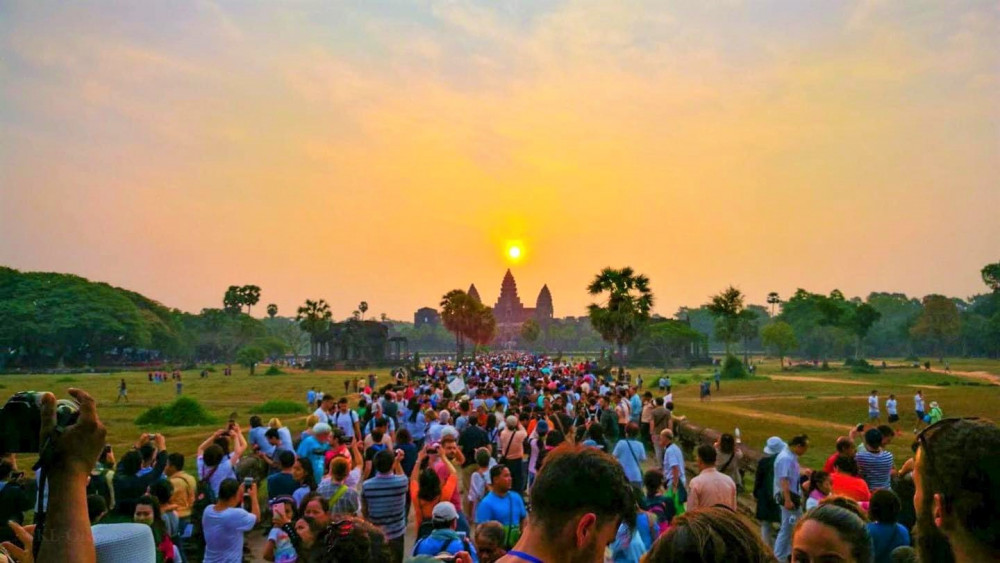 Angkor Wat Sunrise & Highlight Temples Private Guided Day Tour - Siem ...