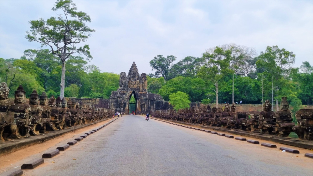 Angkor Wat Sunrise & Highlight Temples Private Guided Day Tour - Siem ...