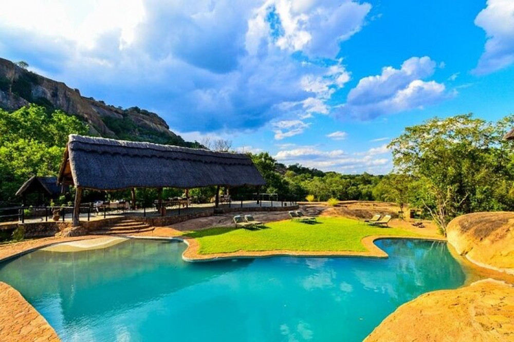 Matopos Park Game Drive With Rhino Tracking - Bulawayo | Project Expedition