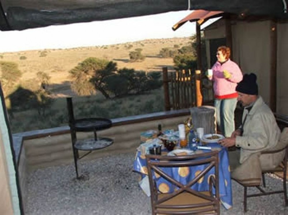 Kalahari Safaris - Desert Explorers - South Africa - Project Expedition
