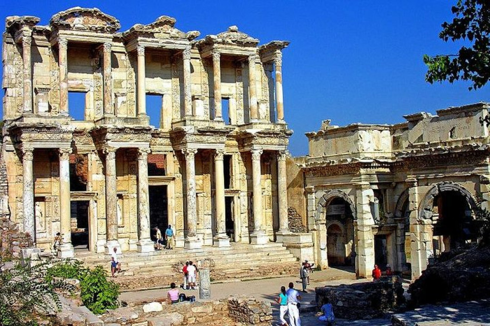 Ancient Ephesus Tour with Lunch - Selçuk | Project Expedition