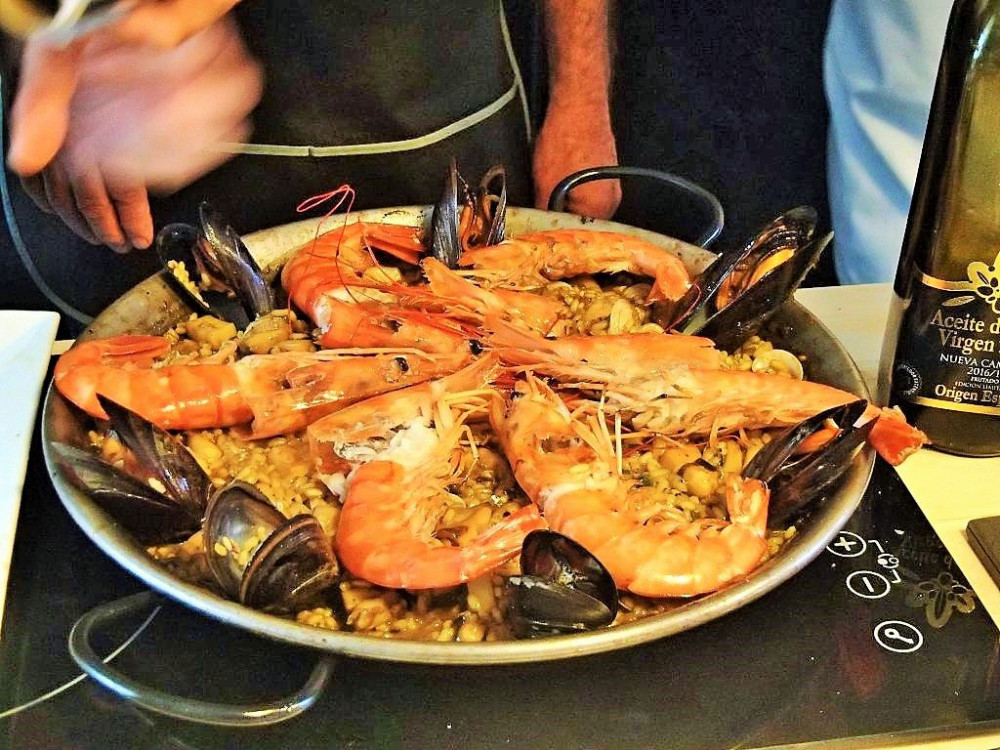 Cooking Paella & Market Tour In Barcelona - Barcelona | Project Expedition
