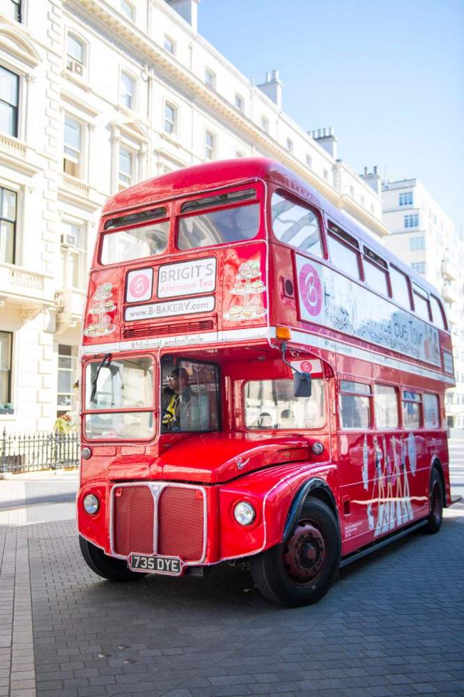 Weekend Afternoon Tea Time Bus Ride Around London - London | Project ...