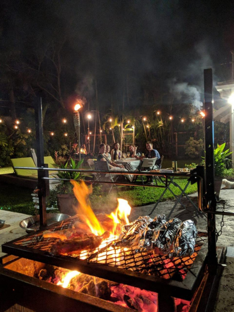 Miami-style Lobster And Clambake Supper Club In South Beach - Miami ...