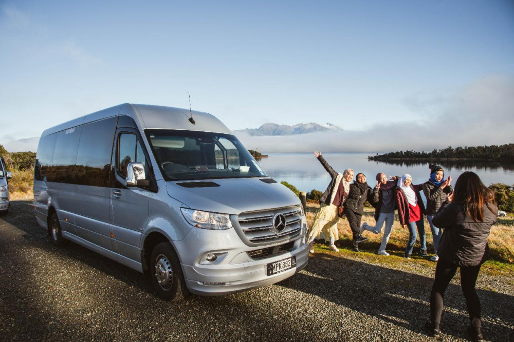 7:30 am: Milford Sound Scenic Bus Tour, Cruise & Flight w. Lunch ...