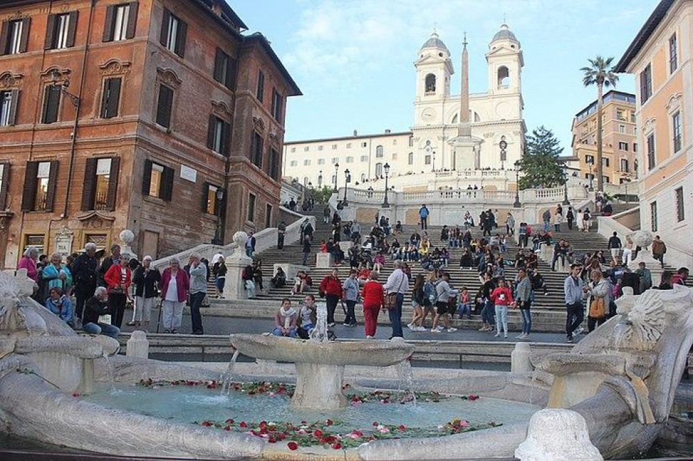 Private Walking Tour Of Roman Squares And Fountains Plus The Pantheon ...