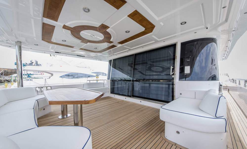 Dubai Yacht Tour Aboard Ruby 75 - Dubai | Project Expedition