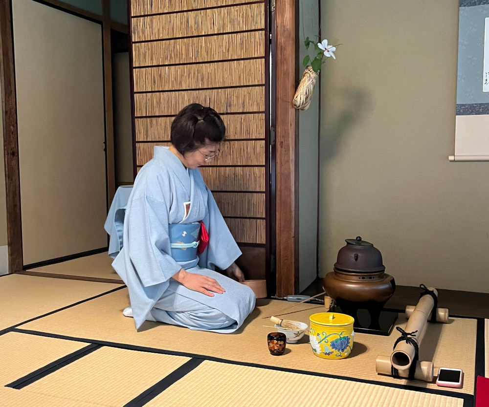 Samurai-style Tea Ceremony and Garden Viewing in Kanazawa - Kanazawa ...