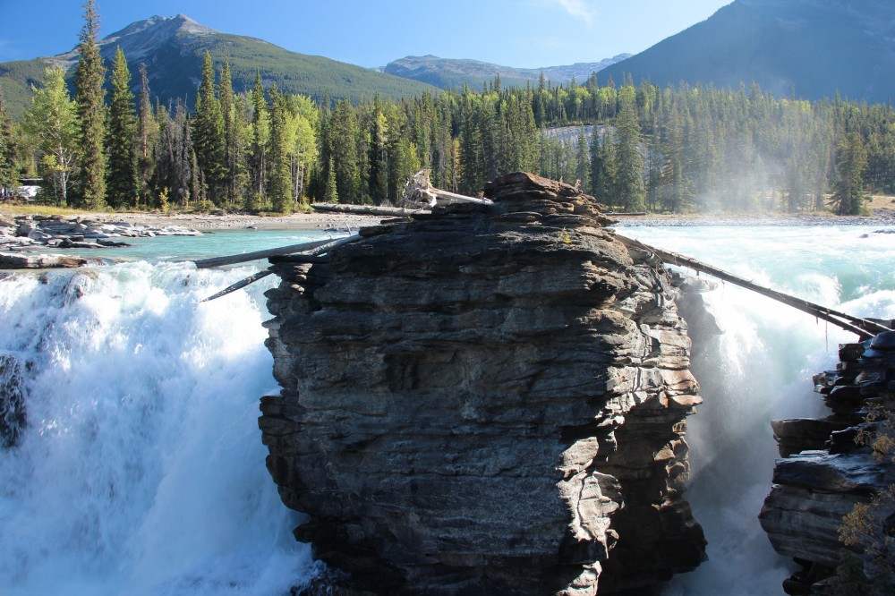 Icefields Parkway Sights & Attractions - Project Expedition
