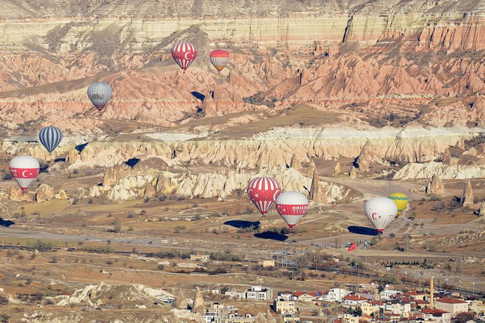 Sunrise Hot Air Balloon Tour in Cappadocia - Cappadocia City | Project Expedition