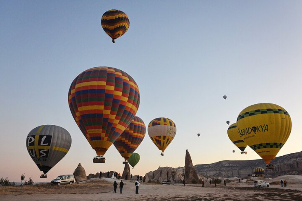Sunrise Hot Air Balloon Tour in Cappadocia - Cappadocia City | Project Expedition