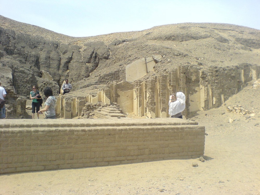 Meidum Sights & Attractions - Project Expedition