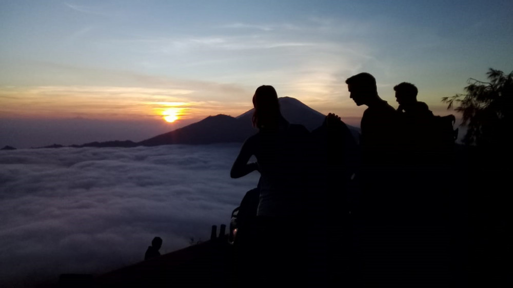 Volcano Sunrise Trekking with Optional Hot Springs - Ubud | Project ...