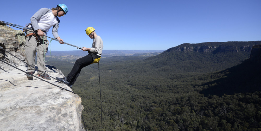 Spectacular Half Day Abseiling Adventure - Blue Mountains - Katoomba ...