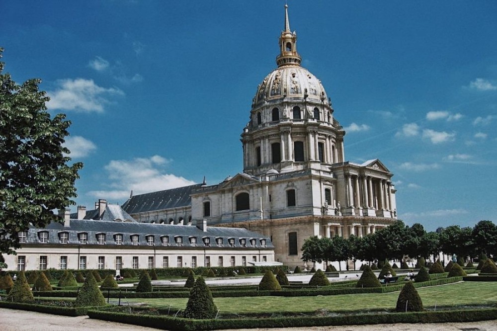 Les Invalides Dome (w/ Tomb of Napoleon) Museum Tour - Private - Paris ...
