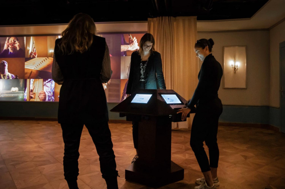 Mythos Mozart: Immersive Mozart Media Experience - Vienna | Project ...