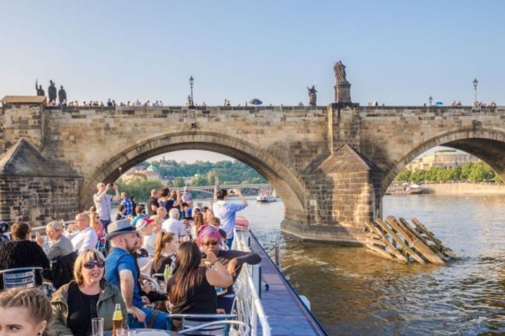 1 Hour Panoramic Vltava River Cruise - Prague | Project Expedition