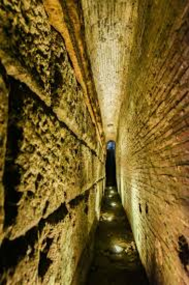 Underground Rome: S. Clement's Basilica & Roman Houses of the Coelian ...
