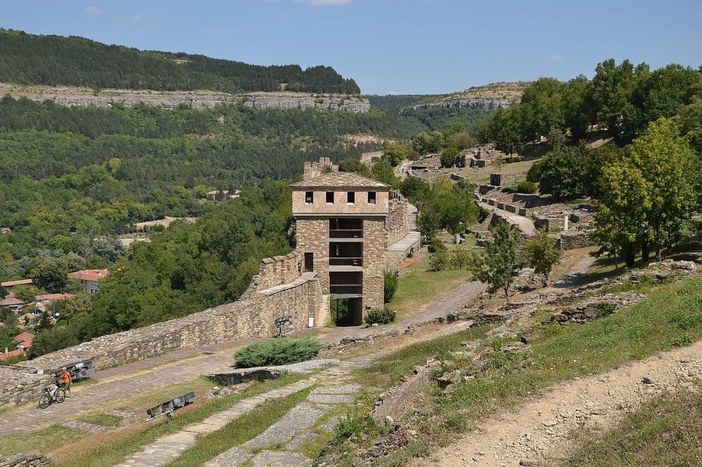 Tsarevets (fortress) Sights & Attractions - Project Expedition