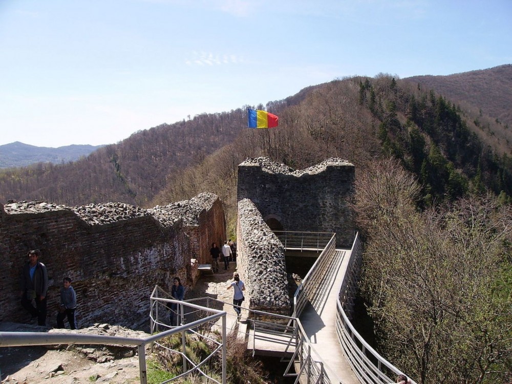 Poenari Castle Sights & Attractions - Project Expedition