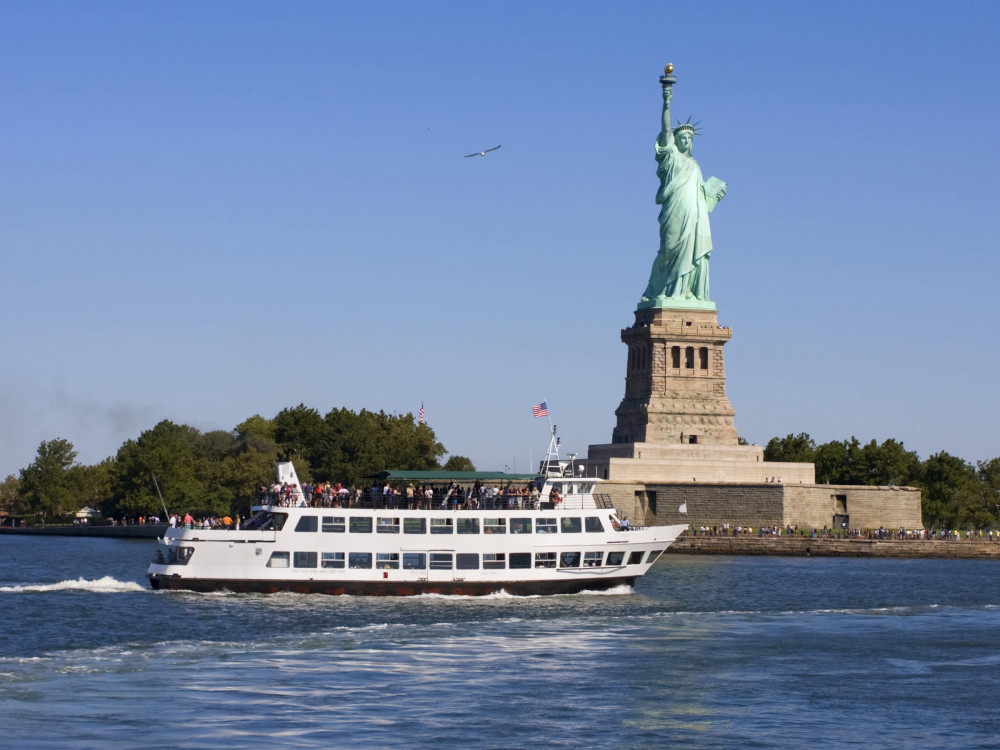 Expert-led Statue Of Liberty And Ellis Island Tour - New York City ...