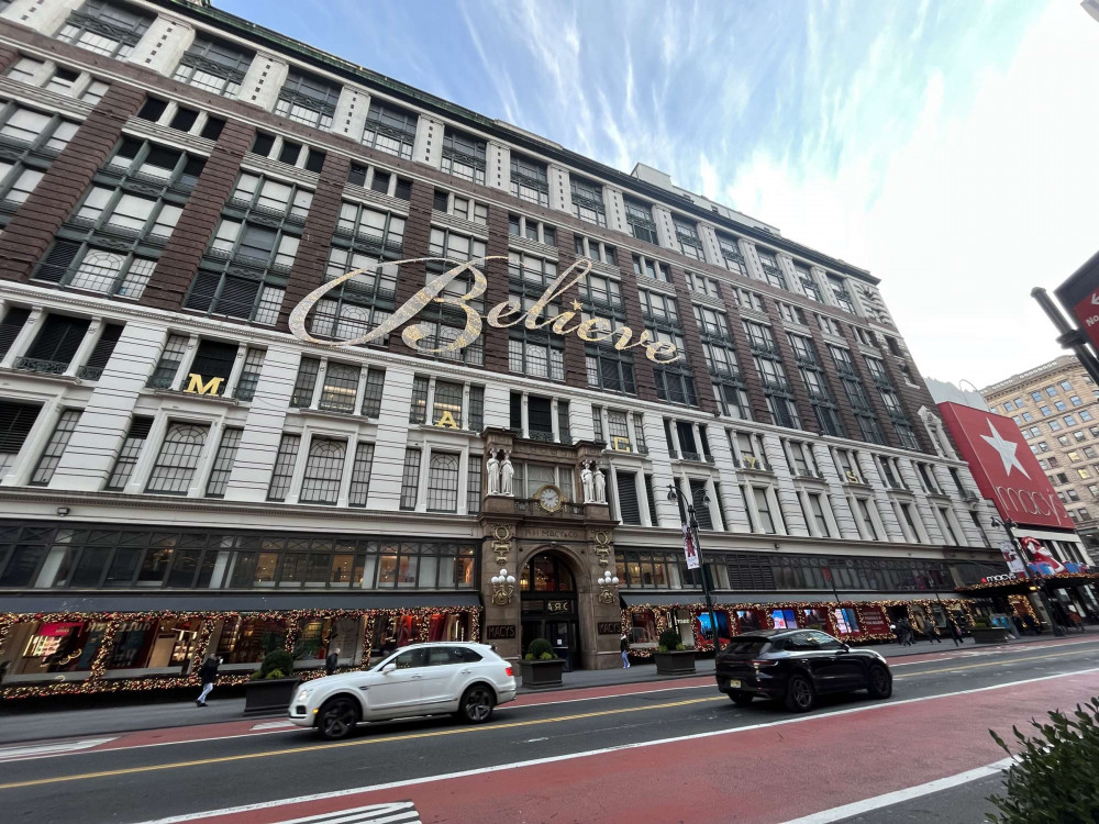 Expert-led New York Holiday Season Tour - New York City | Project ...