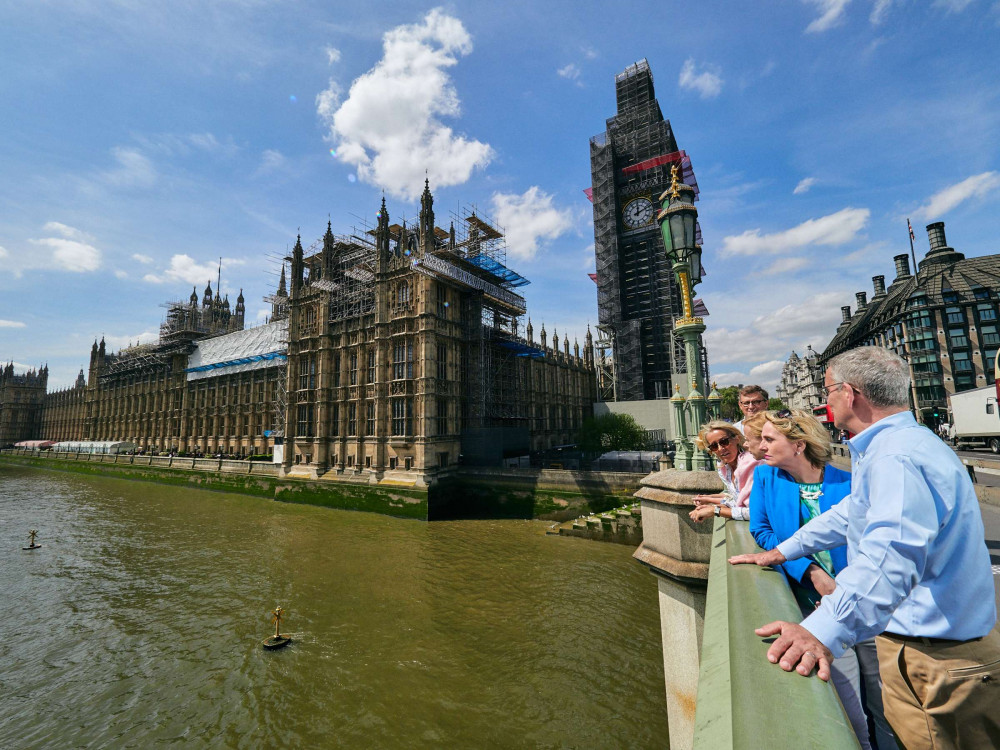 Expert-led Full-day London Tour - Context Travel | Project Expedition