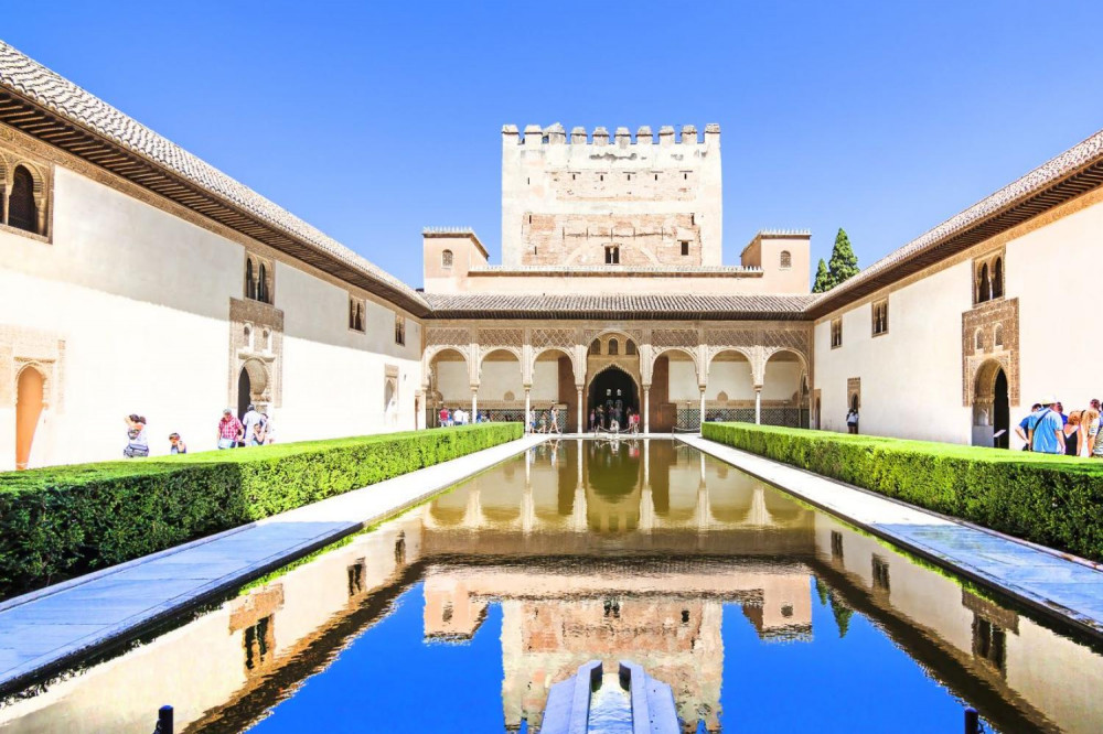 Granada: Alhambra 3h Guided Tour with Nasrid Palace - Granada | Project Expedition